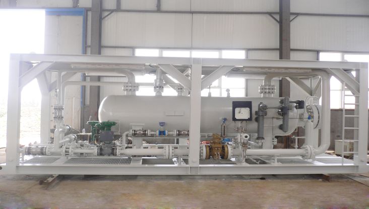 42″*10′ 1440psi three-phase separator is in production and can be ...